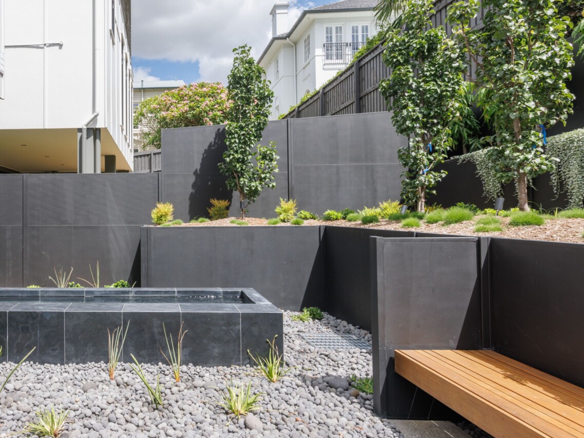 10 Striking & Creative Boundary Wall Ideas | ModularWalls