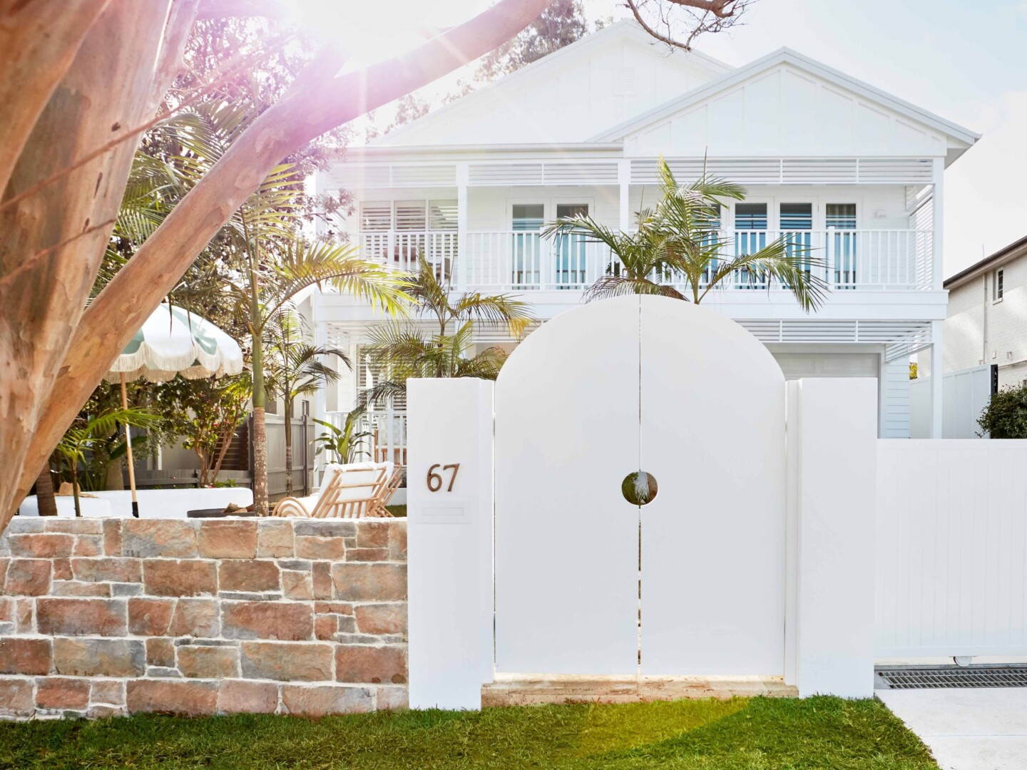 How To Choose A Front Wall For Your Home | ModularWalls