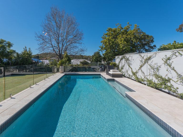 Inspiring Pool & Outdoor Wall Ideas | ModularWalls