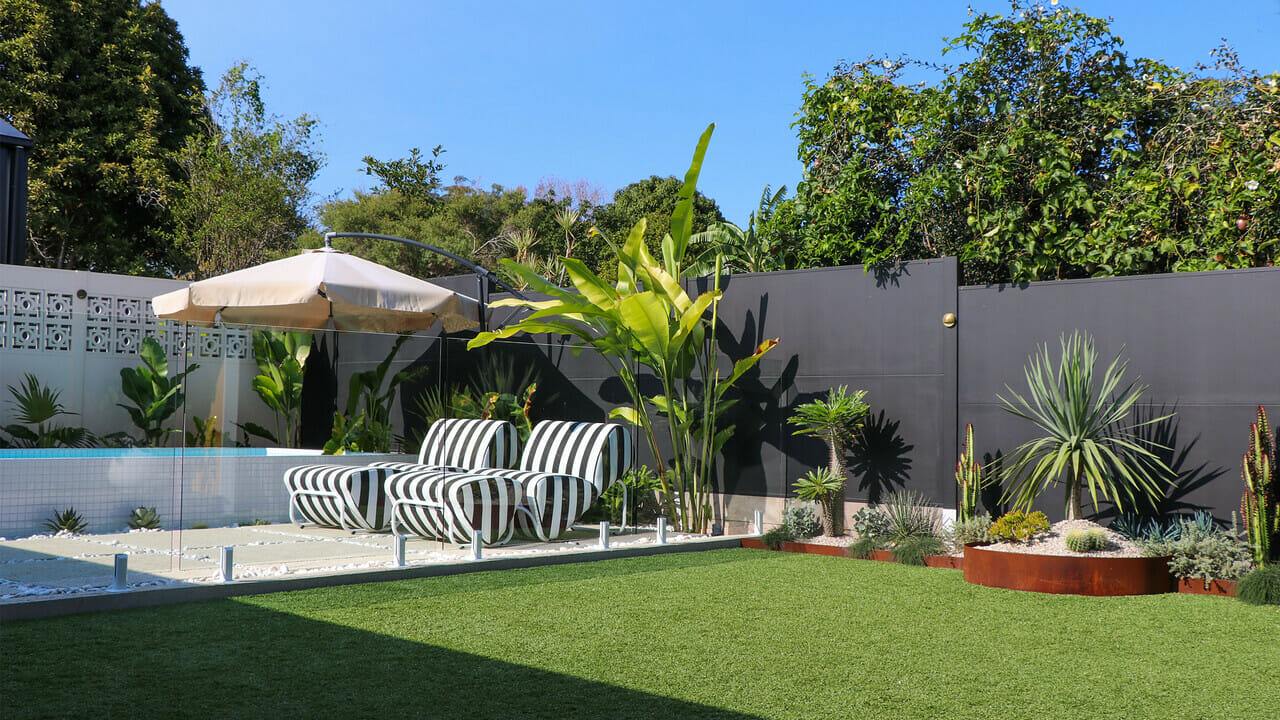 Site Measurements: 4 Fencing Quote Methods | ModularWalls