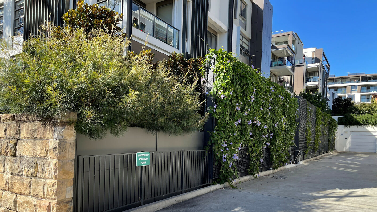 GuardianWall™ Commercial Noise Barrier System | ModularWalls