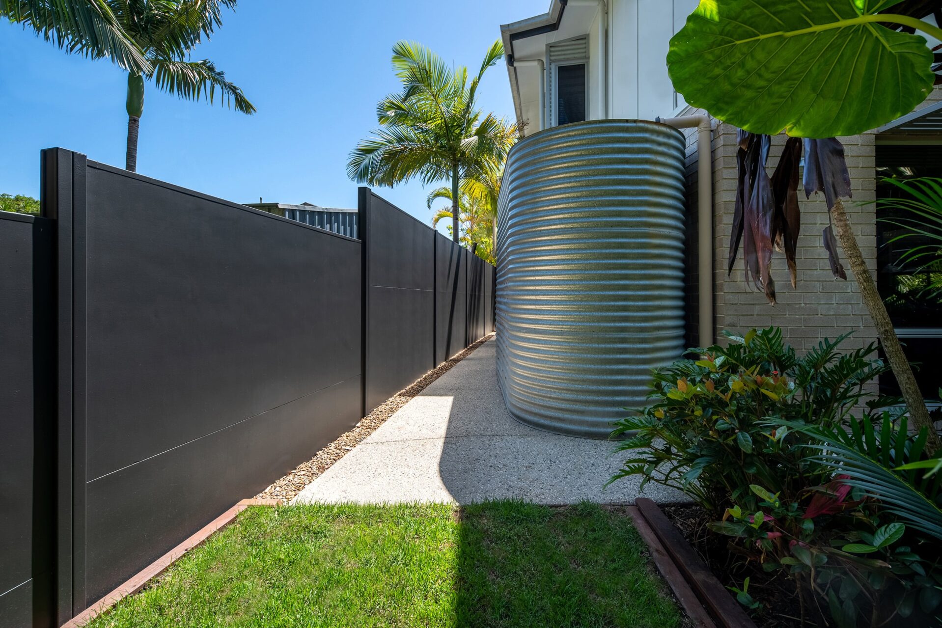 Dividing Fences And Walls | ModularWalls