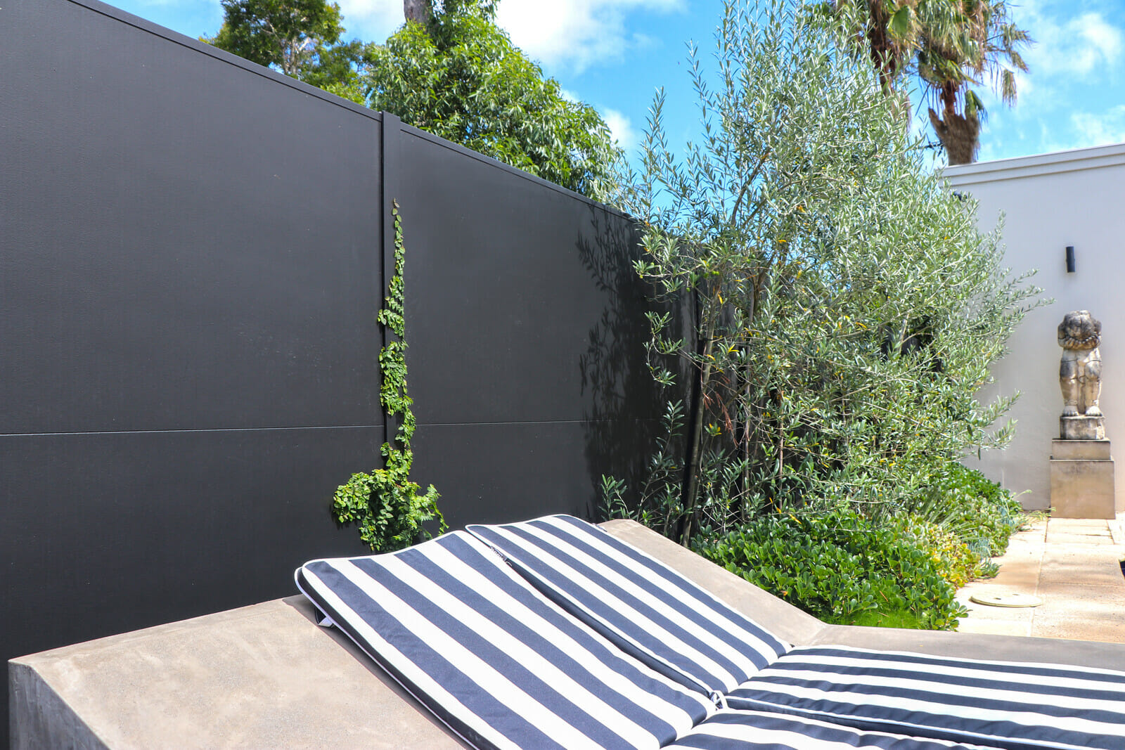 The Perfect Privacy Fence | ModularWalls
