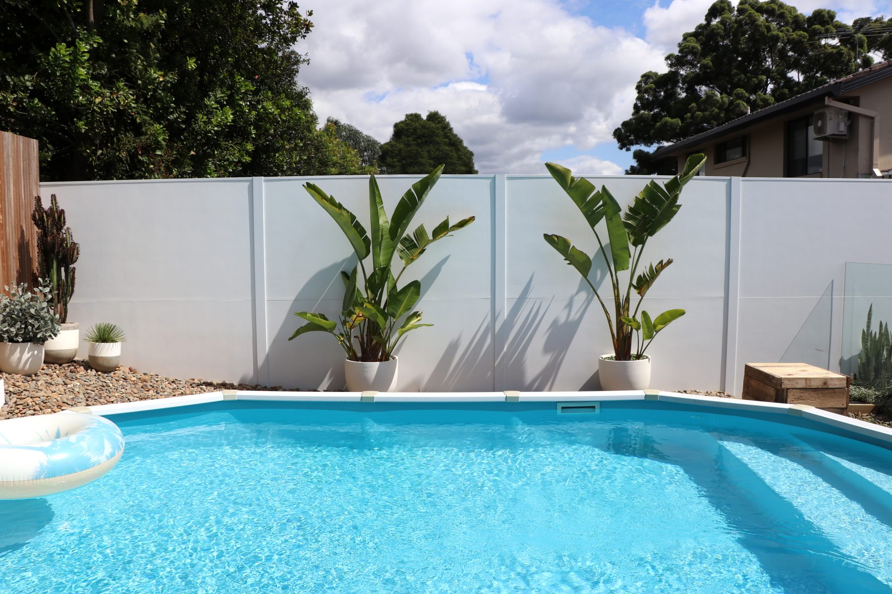 DIY Project: Kate Sparks' Pool Reveal | ModularWalls