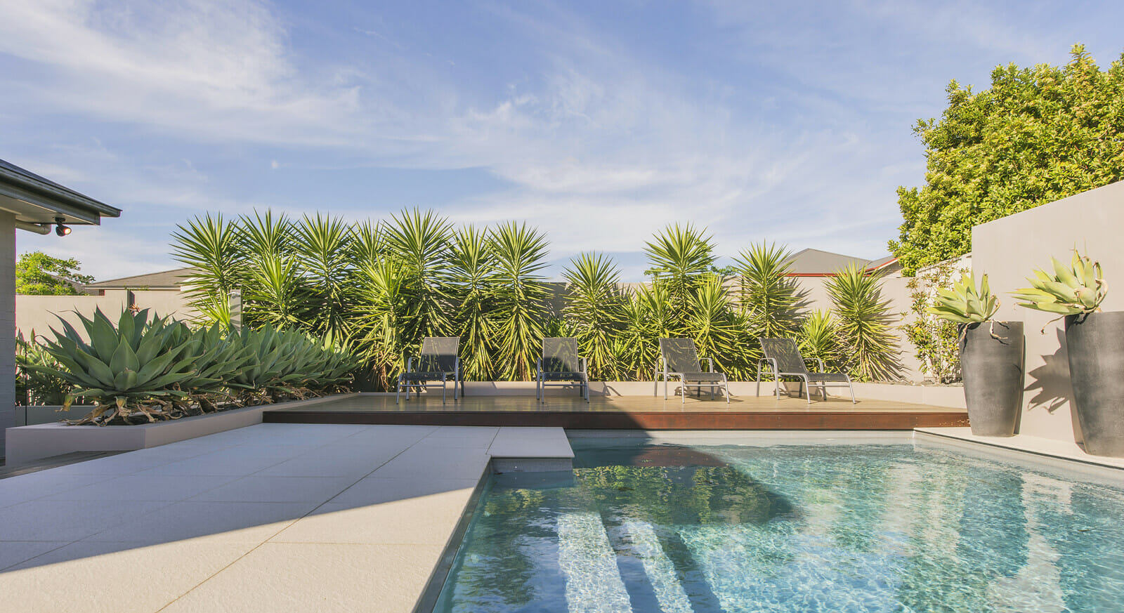 Stunning Pool Wall Installation | ModularWalls