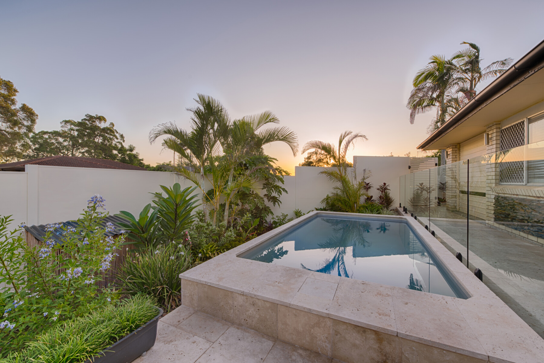 Modern Pool Fence with SlimWall | ModularWalls