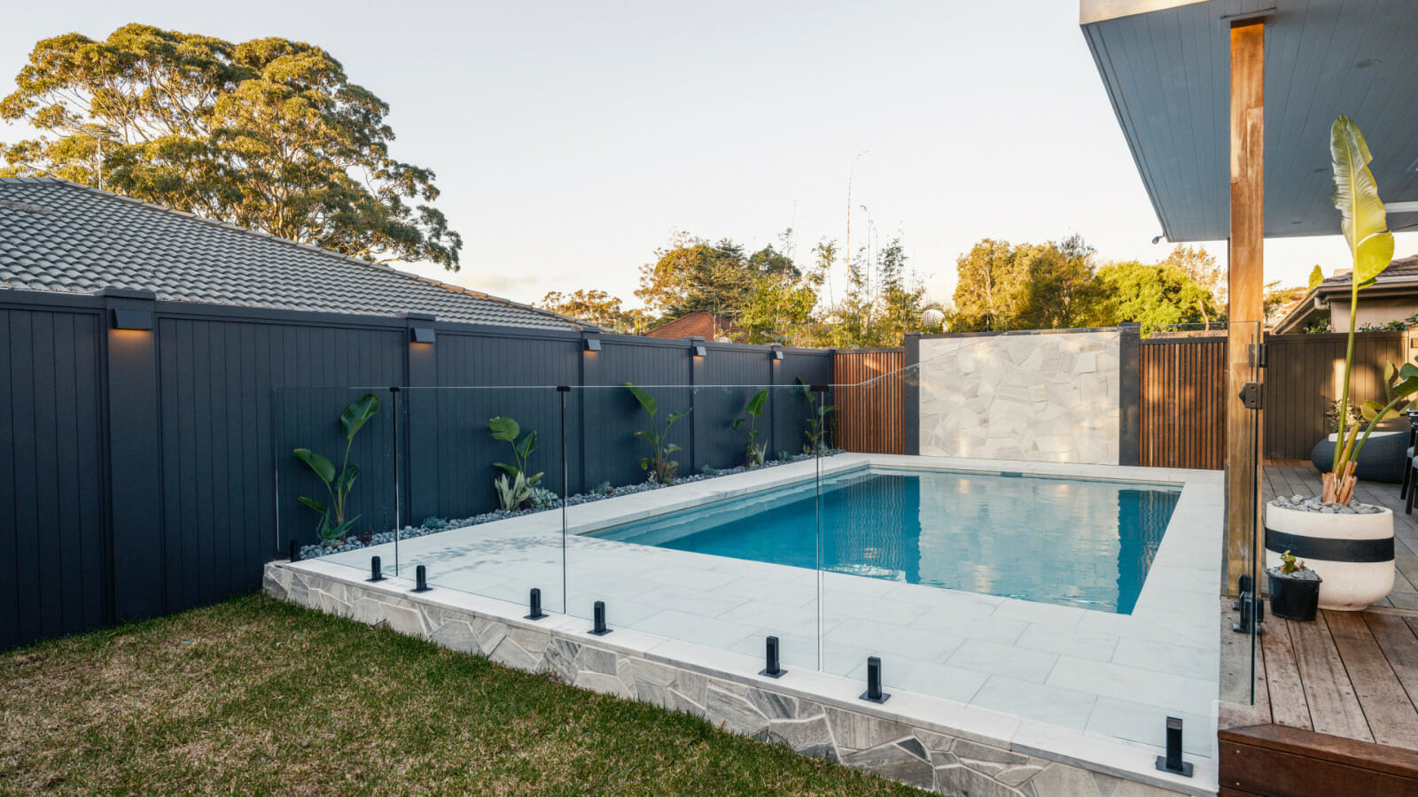 Before and After Outdoor Reveals | ModularWalls