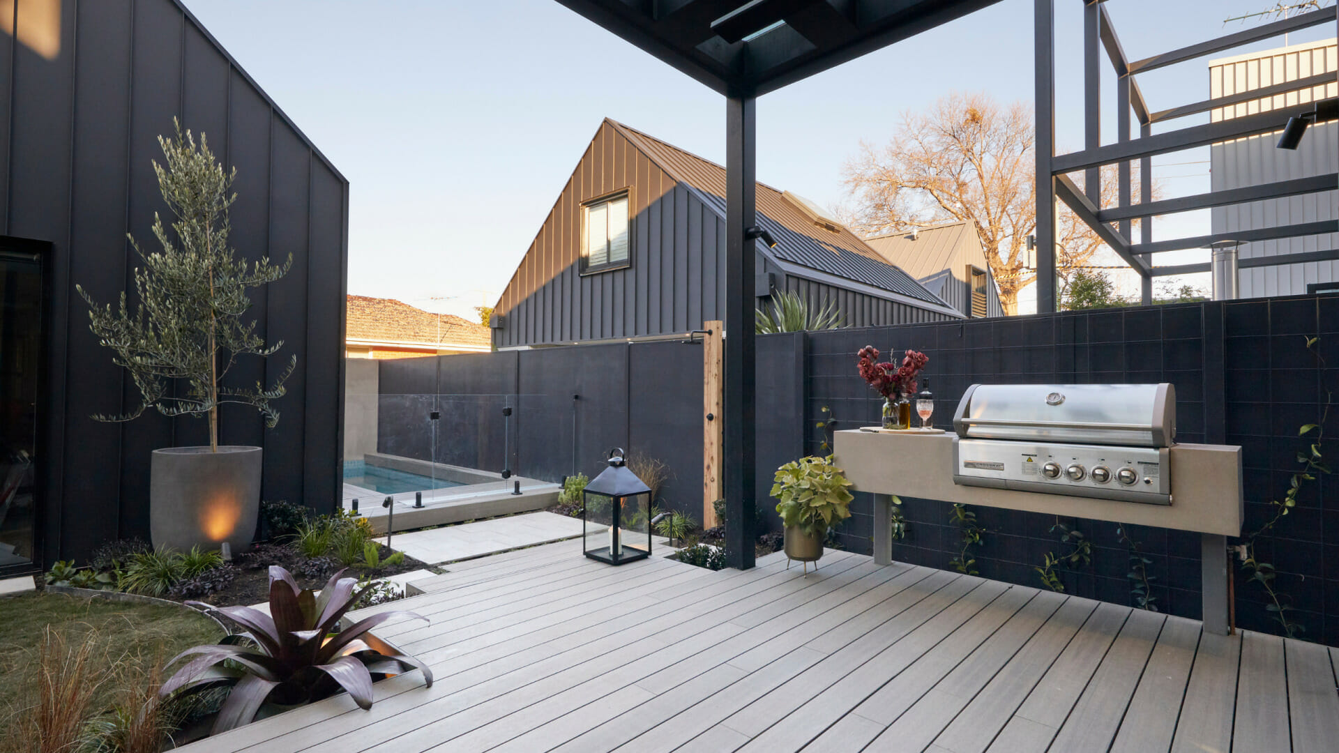 The Block #makeitmodular In Back Yard Reveals! | ModularWalls