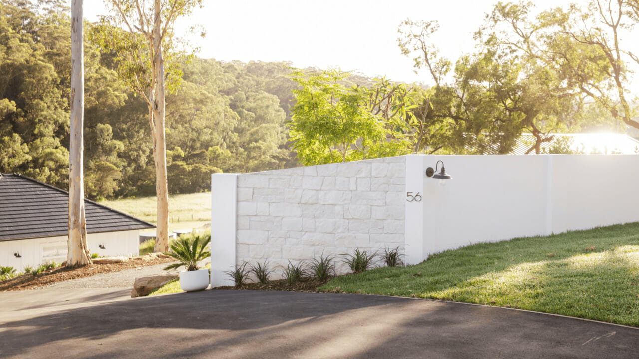Outdoor Feature Wall Ideas for your Backyard | ModularWalls
