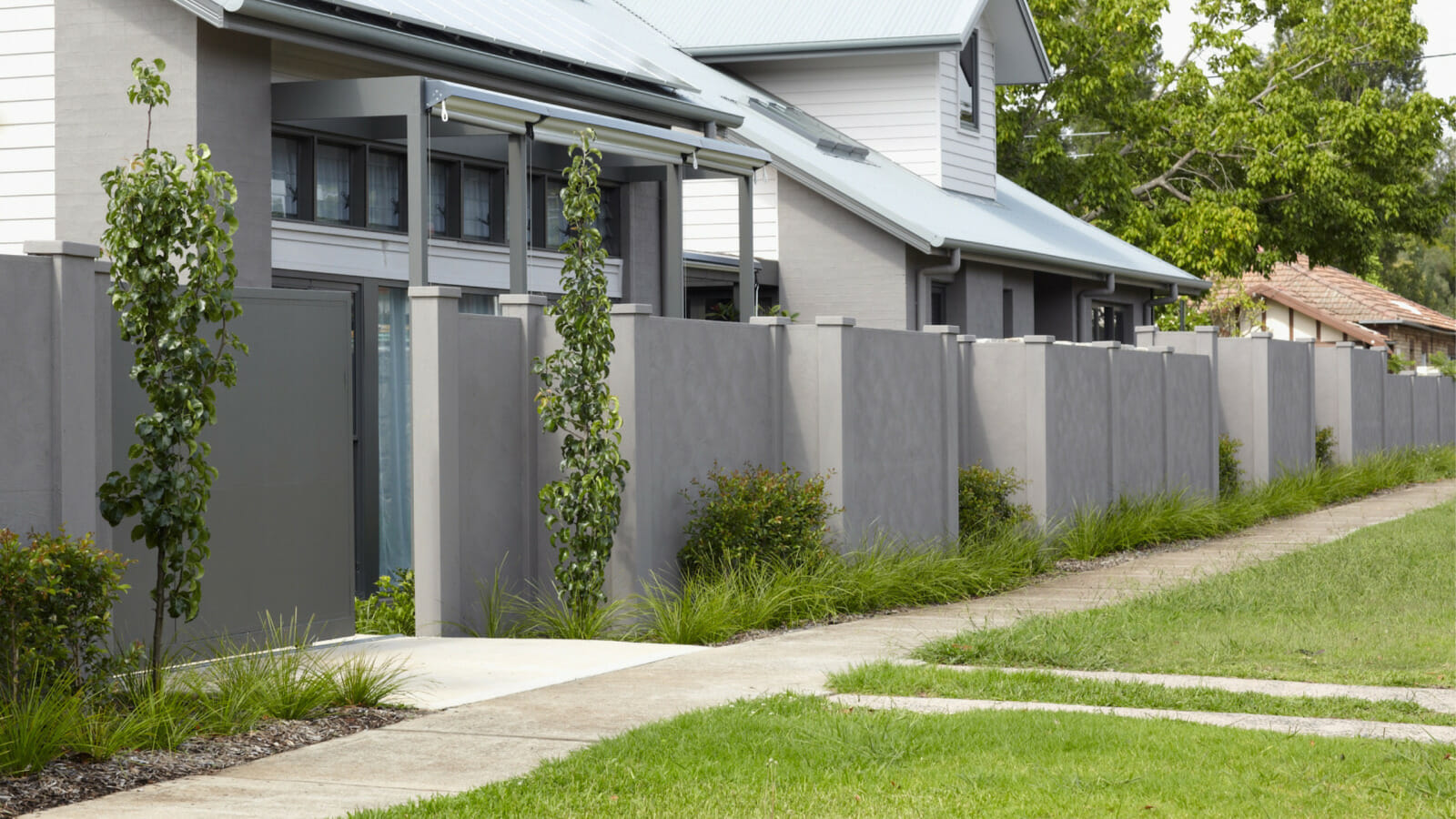 Fence Design Trends - Setback Bays | ModularWalls