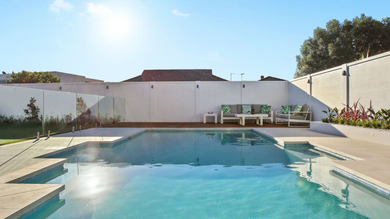 True Privacy Screens Include Acoustic Privacy | ModularWalls