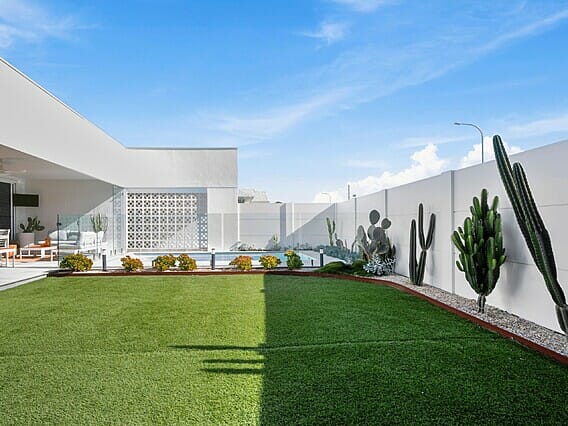 10 Inspiring & Creative Boundary Wall Ideas | ModularWalls