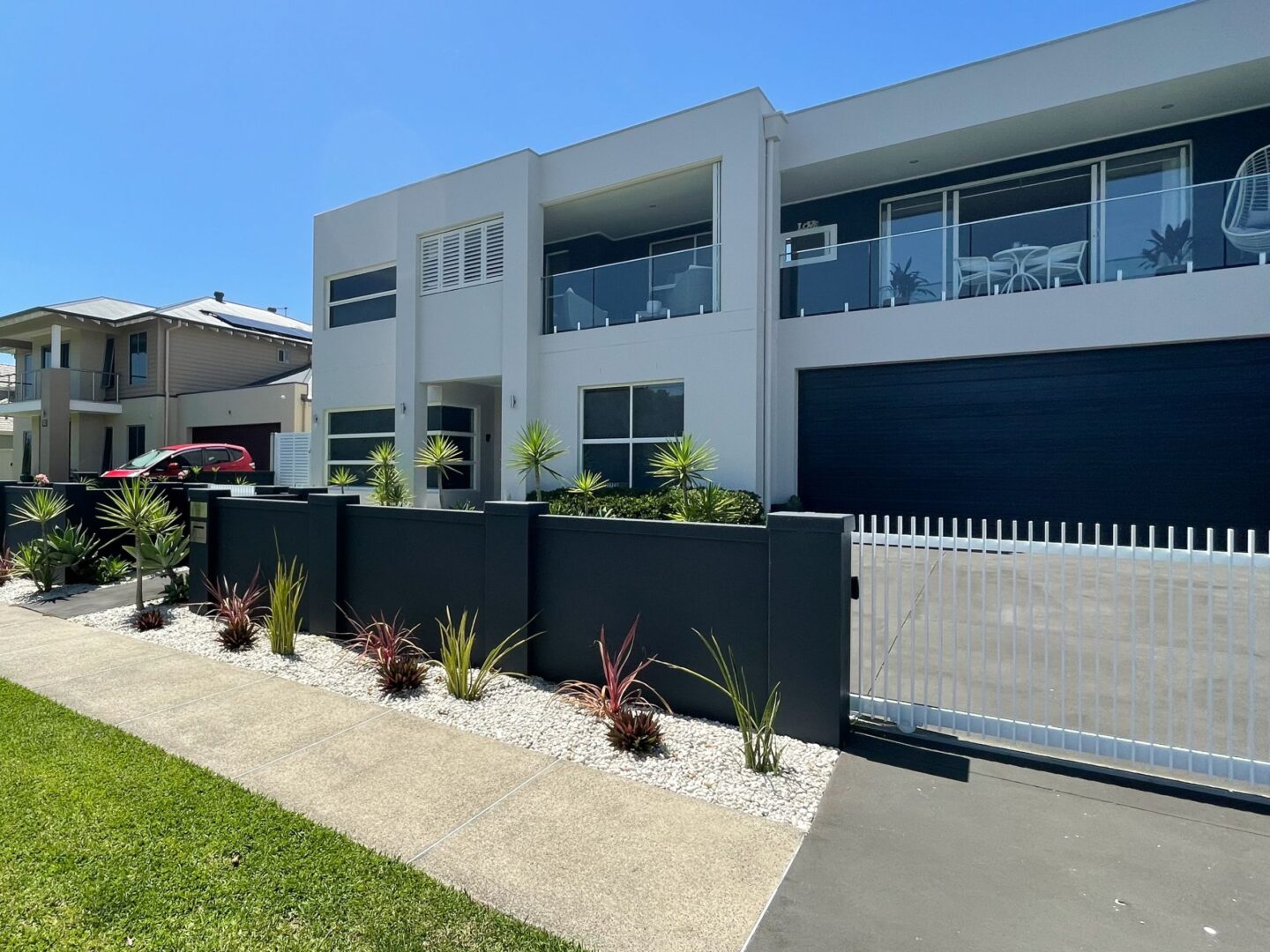 Garden Bed Prompts Outdoor Transformation | ModularWalls