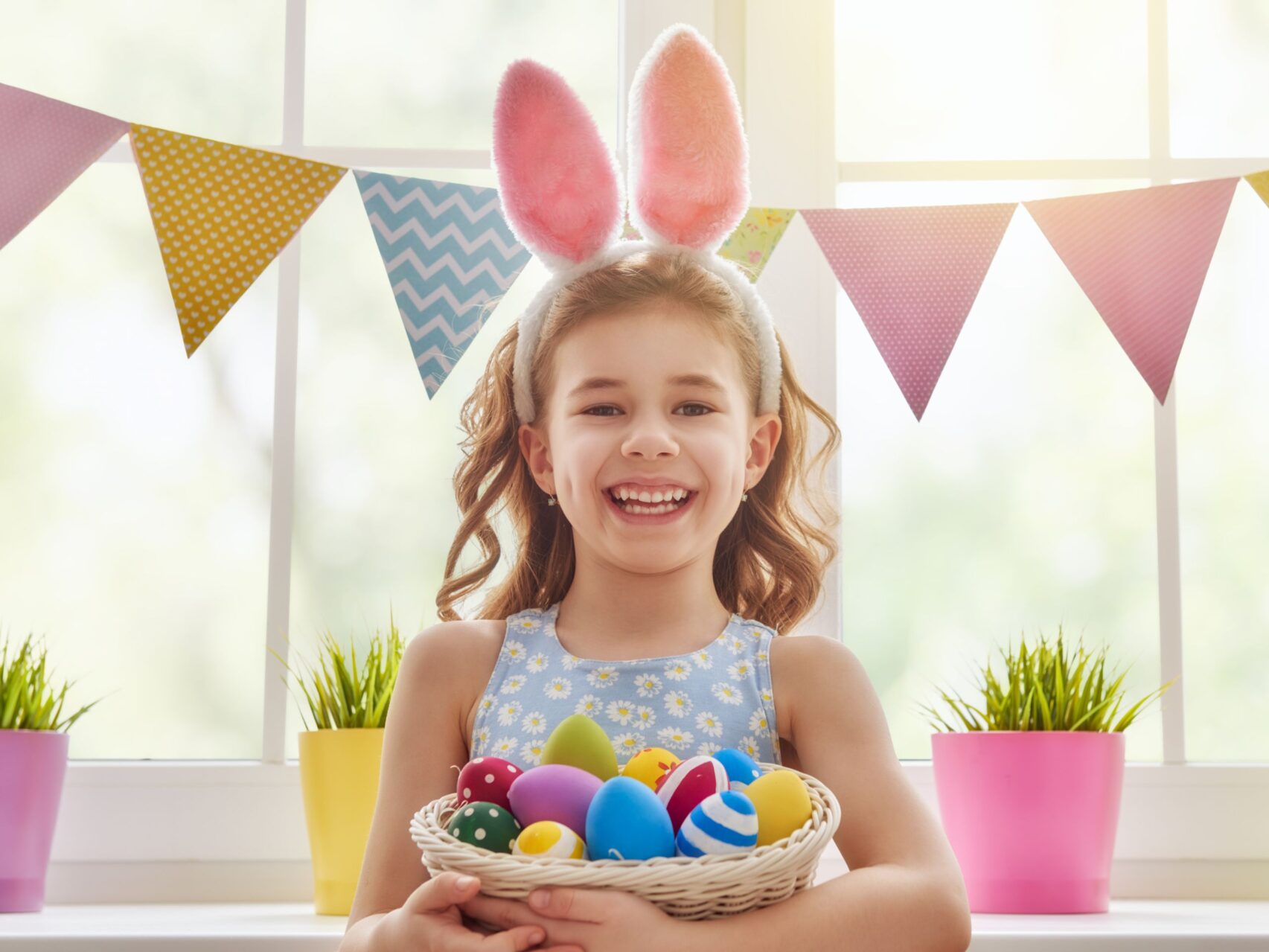8 DIY Easter Crafts the Whole Family Will Love | ModularWalls